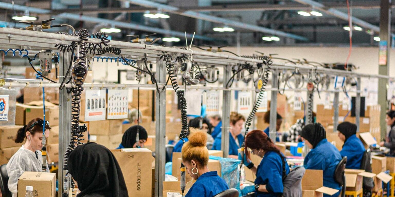 Legend Boats Is Now Hiring Production Worker – Whitefish, ON – Careers ...