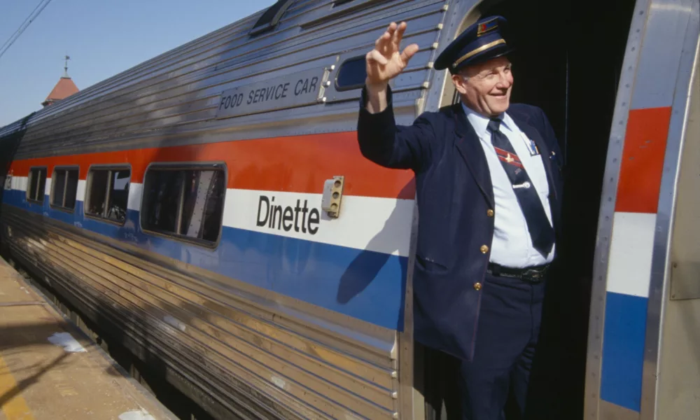 Canadian National Railway Is Now Hiring Train Conductor – Aldershot, ON ...