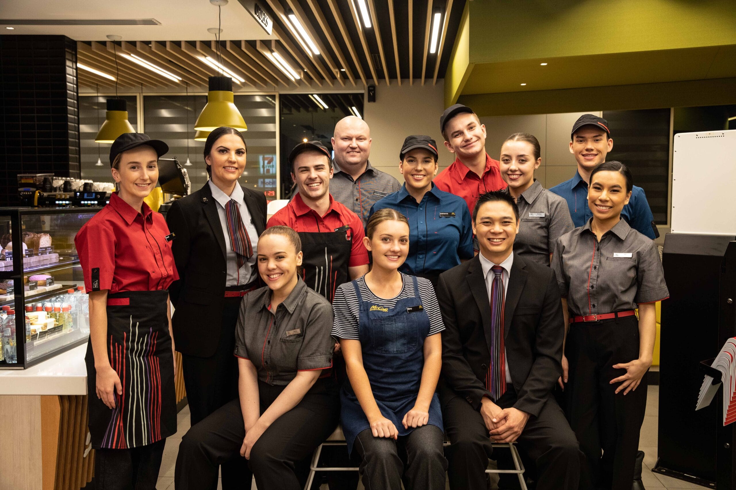 McDonald’s Is Now Hiring Multiple Candidate For Full-Time Crew Member ...