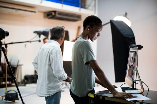 Shutterfly Is Now Hiring School Photographer – Burlington, ON – Careers ...