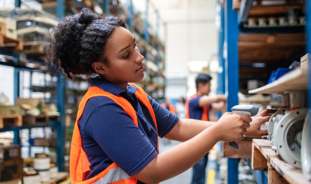 Aerotek Is Hiring Multiple Candidates For Warehouse Worker – Grande ...