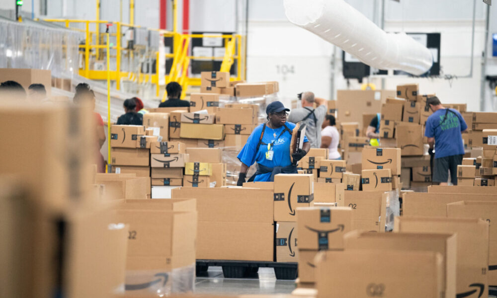 Employment Opportunities In Canada For Foreigners – Warehouse Worker ...