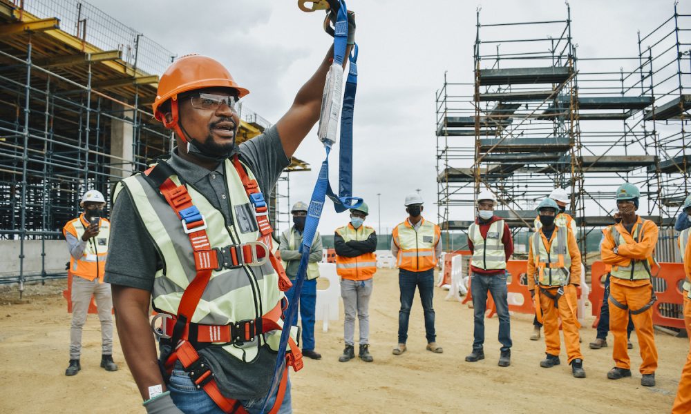 Construction Worker – $22.00 hourly – Careers Job In Canada